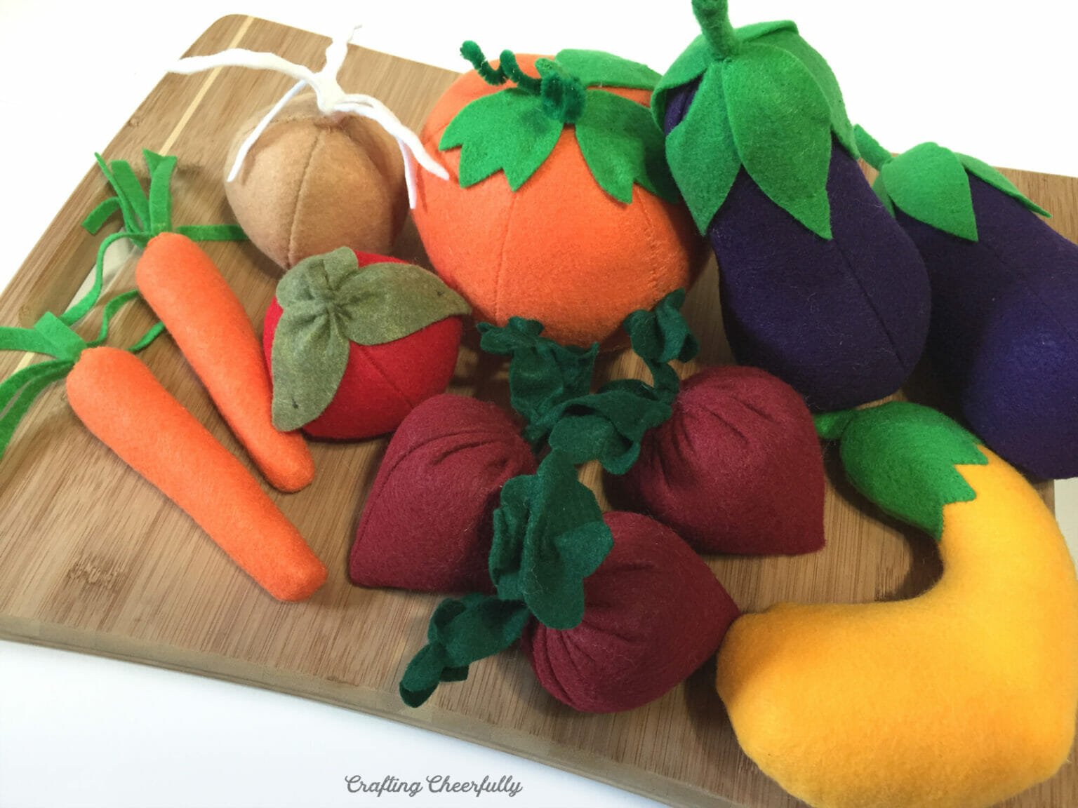 DIY Felt Play Food - Crafting Cheerfully