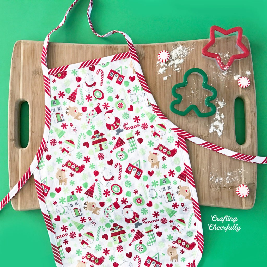 DIY Children's Apron - Sewing Tutorial and Free Apron Pattern.