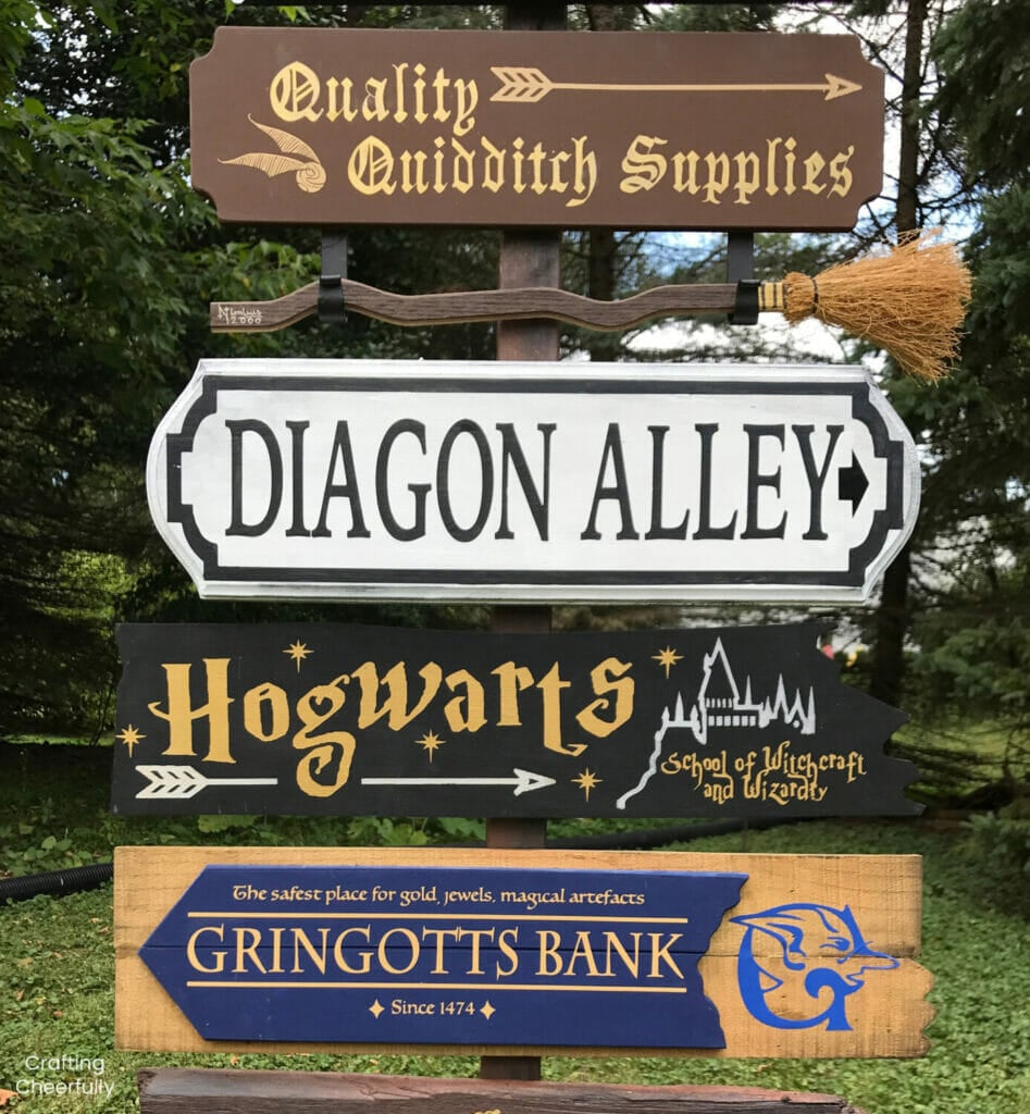How to make a DIY Harry Potter Directional Sign for a wedding or party