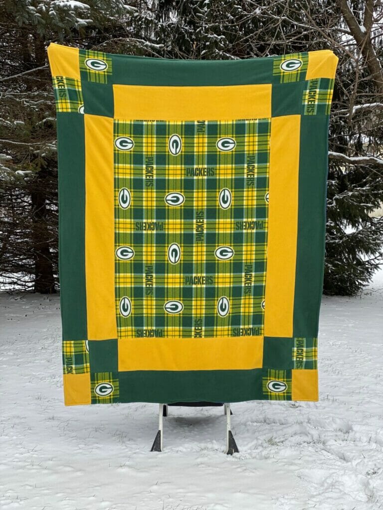 DIY Reversible Fleece Quilt Pattern - Crafting Cheerfully