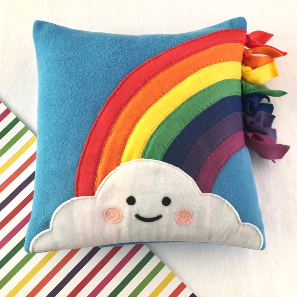 DIY Pillows Projects - Crafting Cheerfully