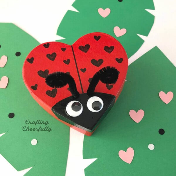 DIY Love Bug Boxes - Crafting Cheerfully