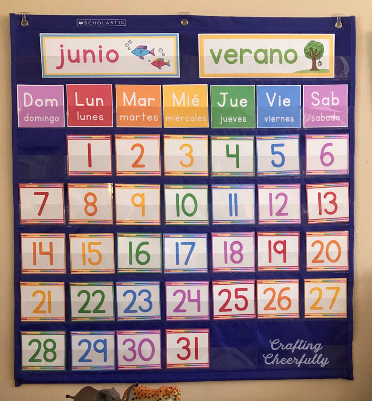 Pocket Chart Calendar now in French and Spanish! - Crafting Cheerfully
