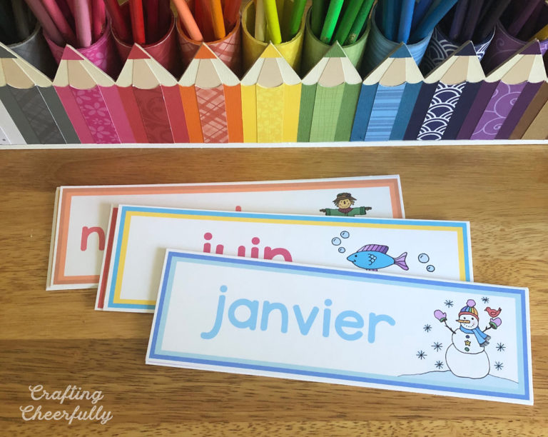 Pocket Chart Calendar now in French and Spanish! - Crafting Cheerfully