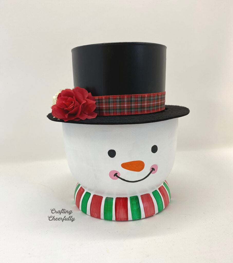 DIY Snowman Vase - A Cute Holiday Centerpiece - Crafting Cheerfully
