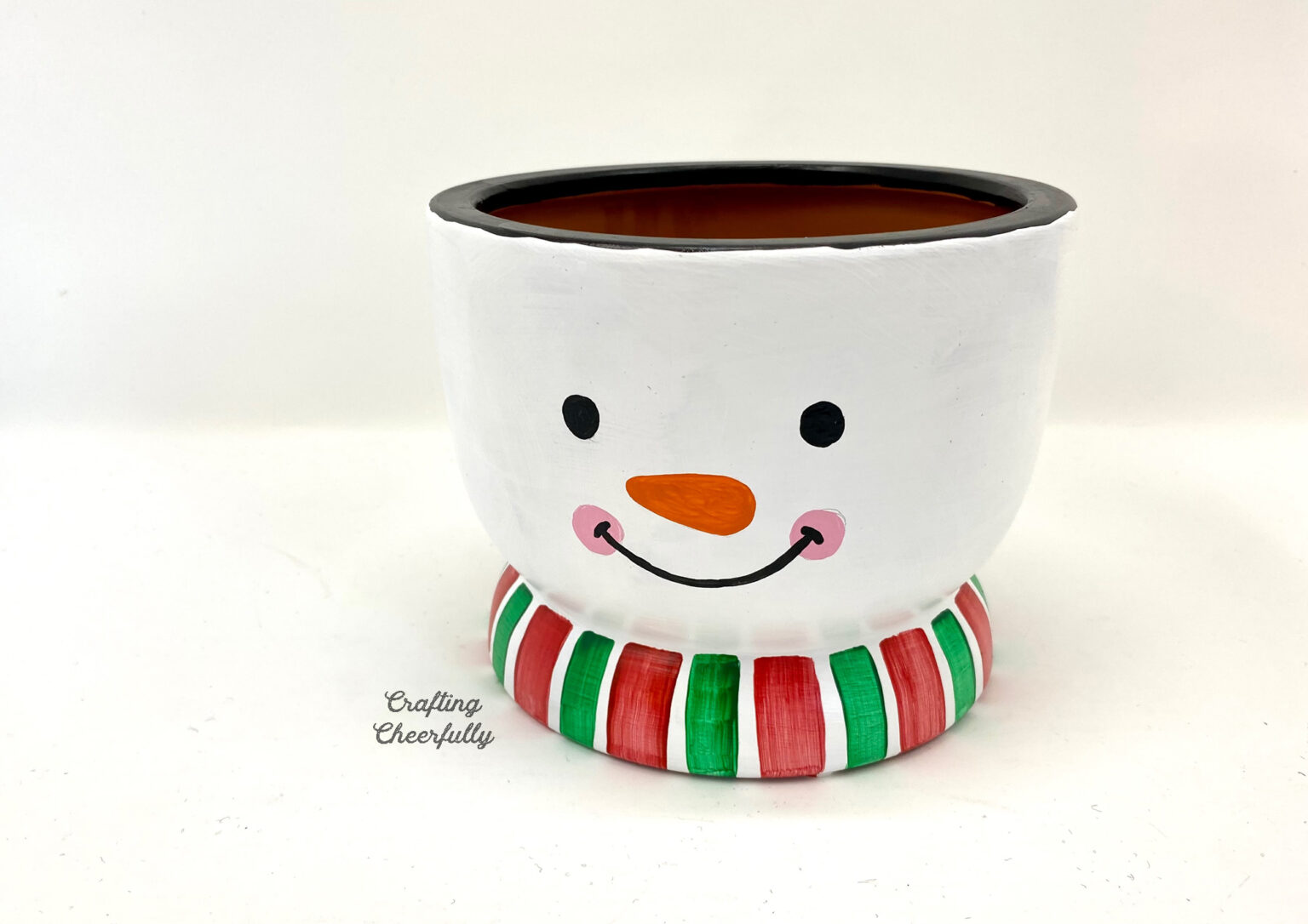 DIY Snowman Vase - A Cute Holiday Centerpiece - Crafting Cheerfully