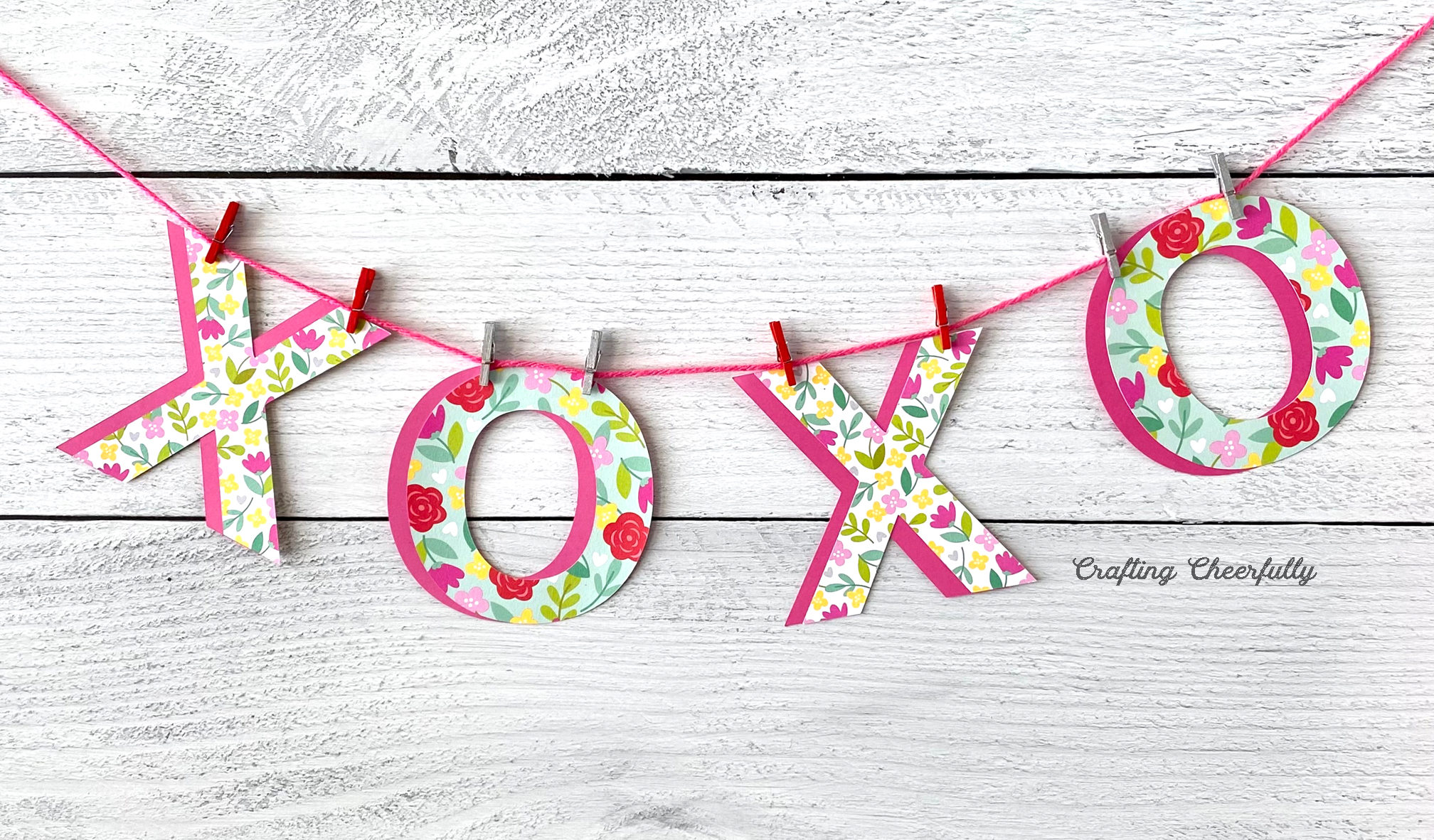 DIY XOXO Valentine's Day Banner - Crafting Cheerfully