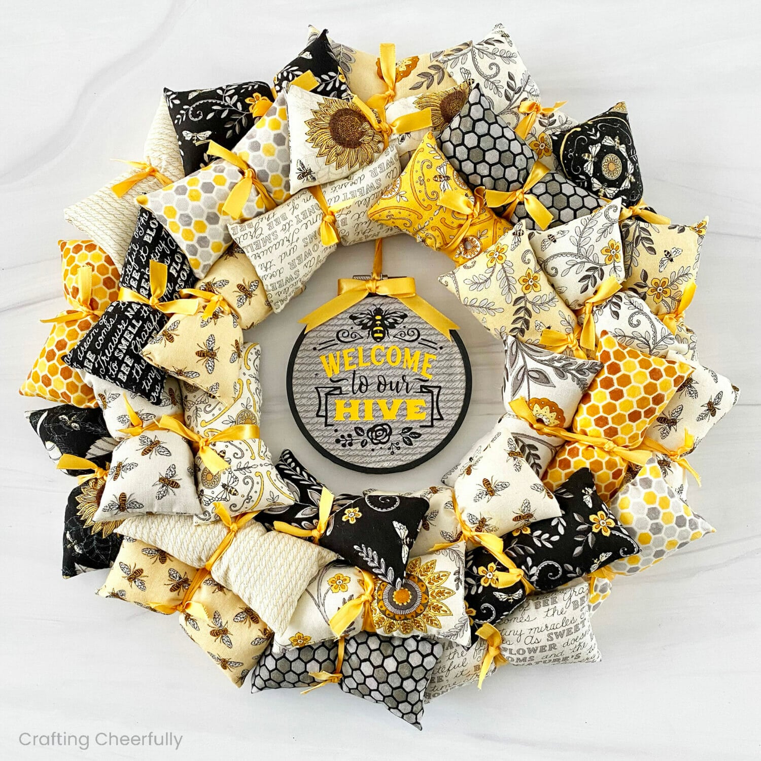 The Ultimate Guide to Pillow Wreaths - Crafting Cheerfully