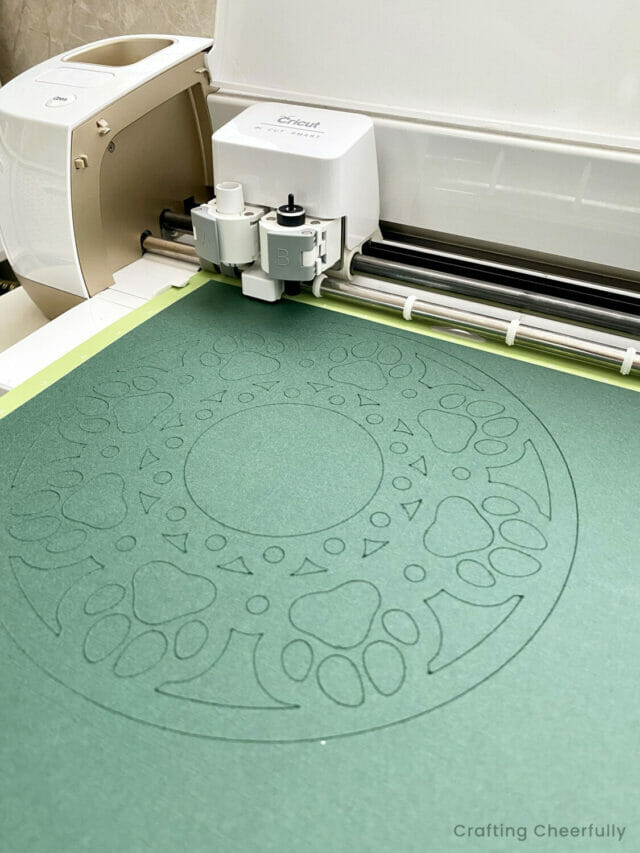 Layered Paper Paw Print Dog Frame - Crafting Cheerfully