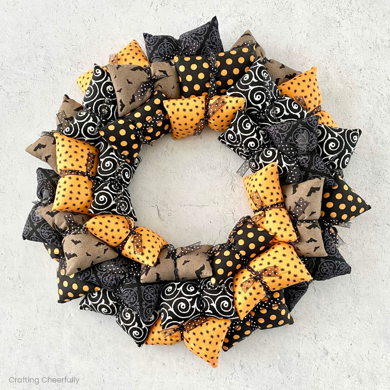The Ultimate Guide to Pillow Wreaths - Crafting Cheerfully