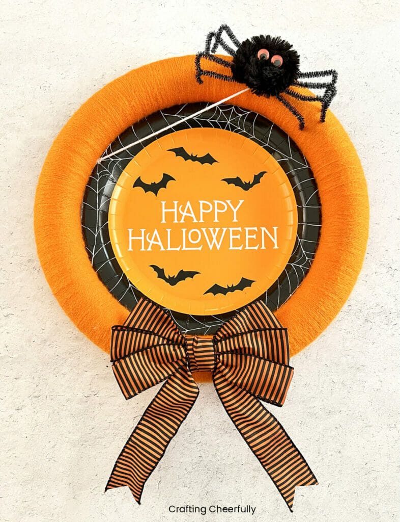 DIY Halloween Paper Plate Wreath - Crafting Cheerfully