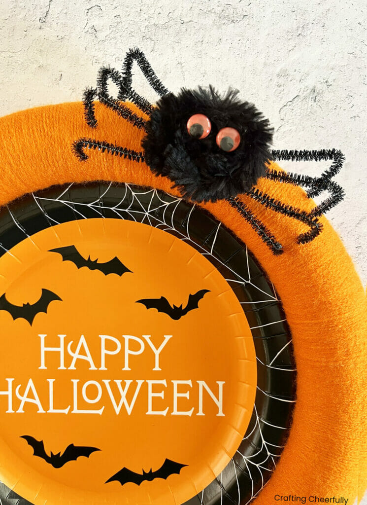DIY Halloween Paper Plate Wreath - Crafting Cheerfully
