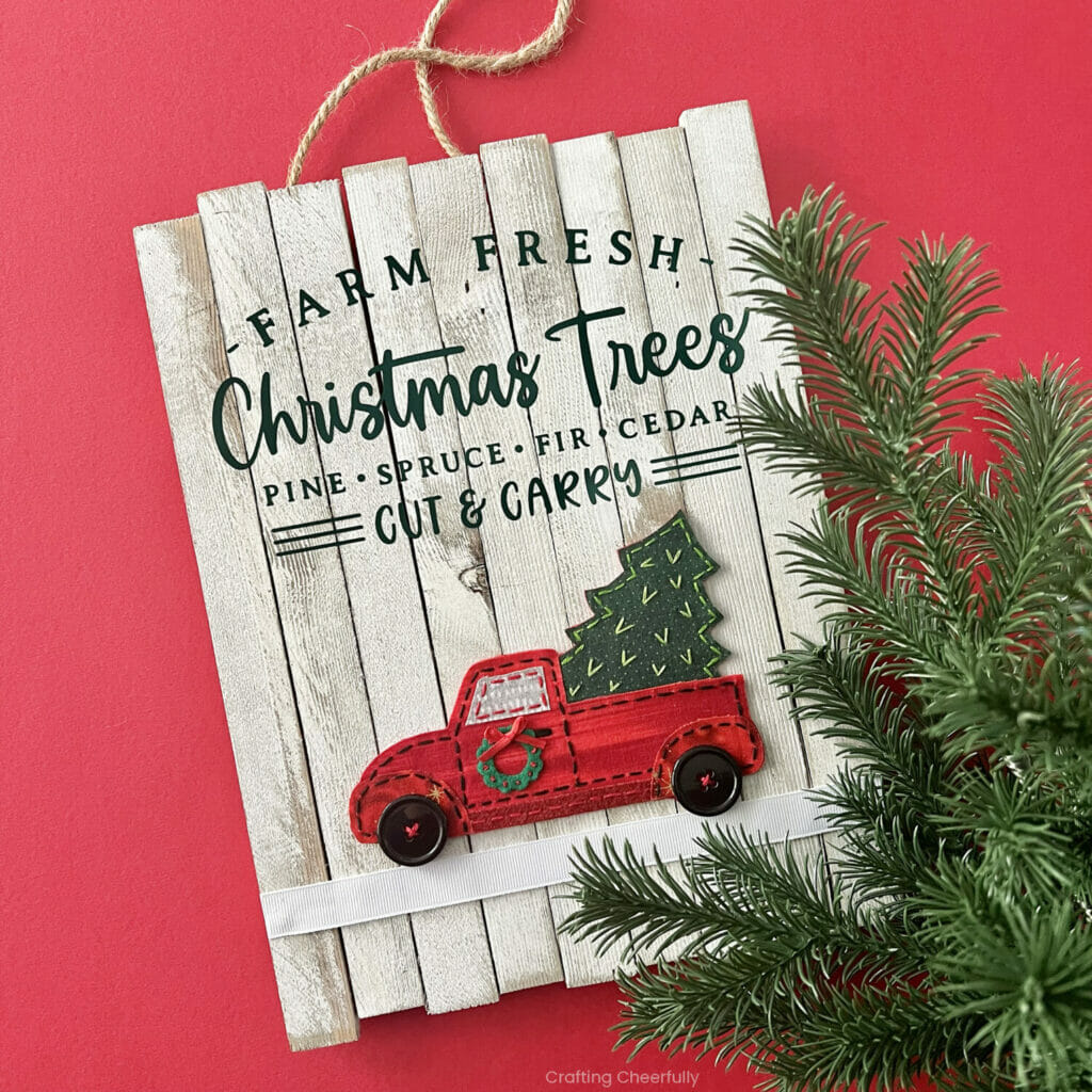 Christmas Tree Farm Sign with Fabric Appliqué - Crafting Cheerfully