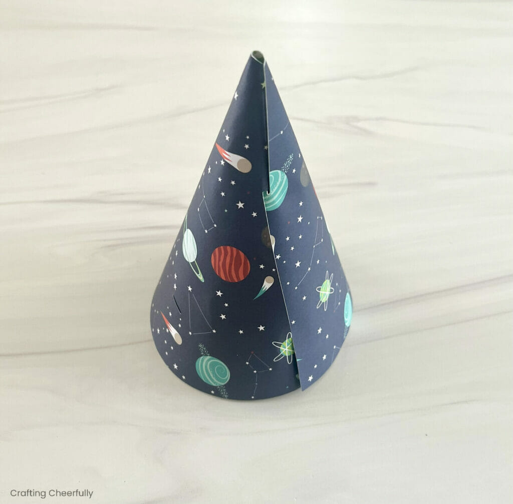 DIY Birthday Party Hat! - Crafting Cheerfully