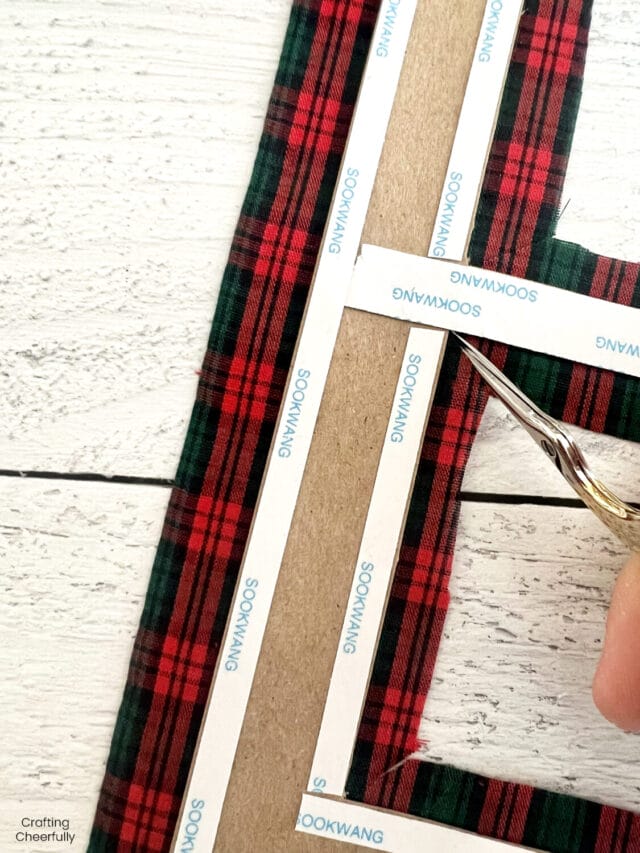 Holiday Frames with DIY Fabric Photo Mats - Crafting Cheerfully