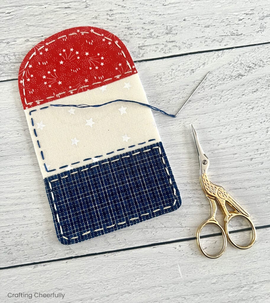 DIY Patriotic Popsicle Banner - Crafting Cheerfully