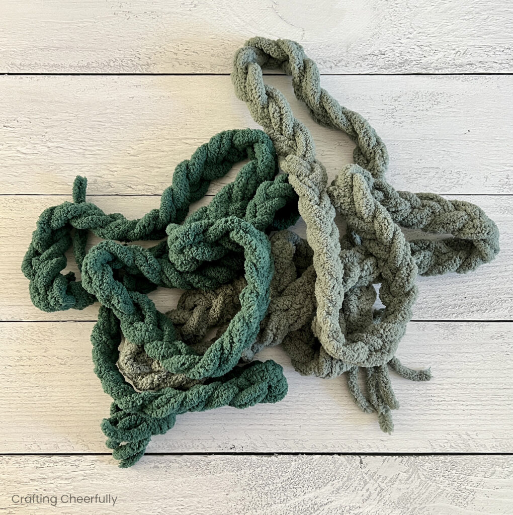Braided Yarn Christmas Wreath - Crafting Cheerfully