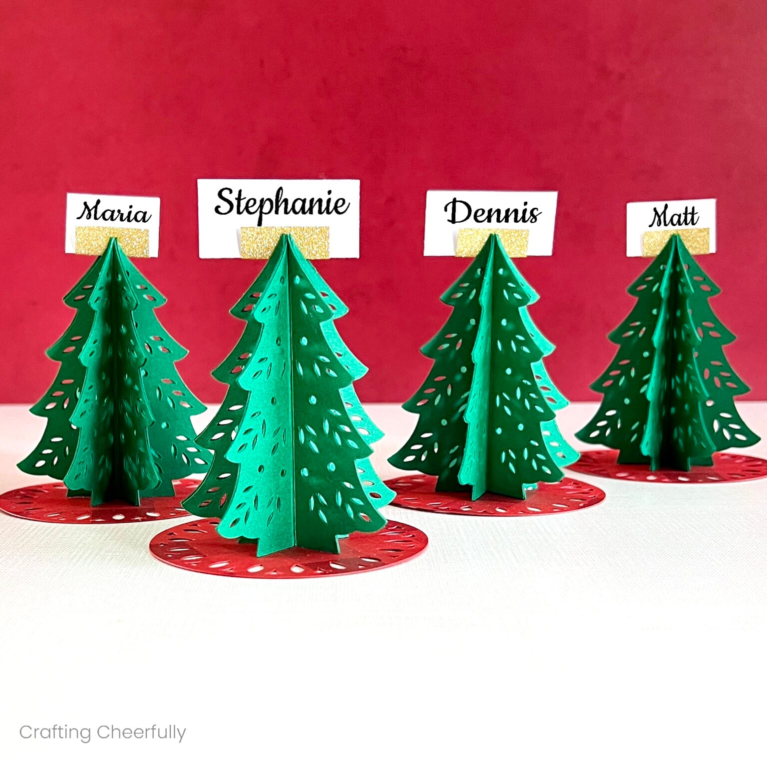 DIY Christmas Tree Place Cards - Crafting Cheerfully