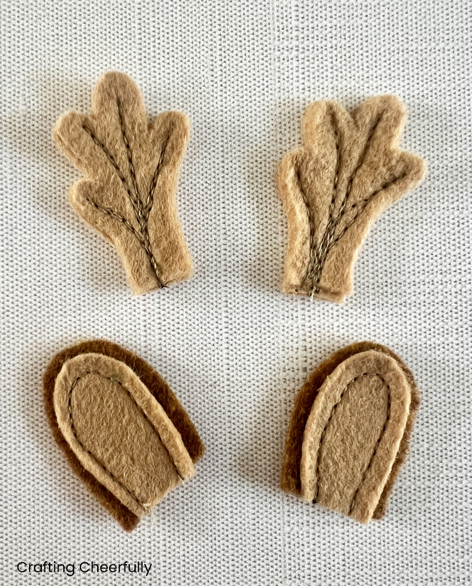 DIY Rudolph Felt Stuffy - Crafting Cheerfully