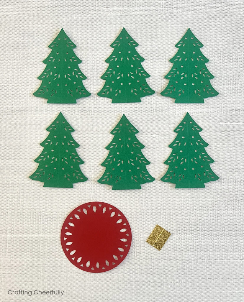 DIY Christmas Tree Place Cards - Crafting Cheerfully