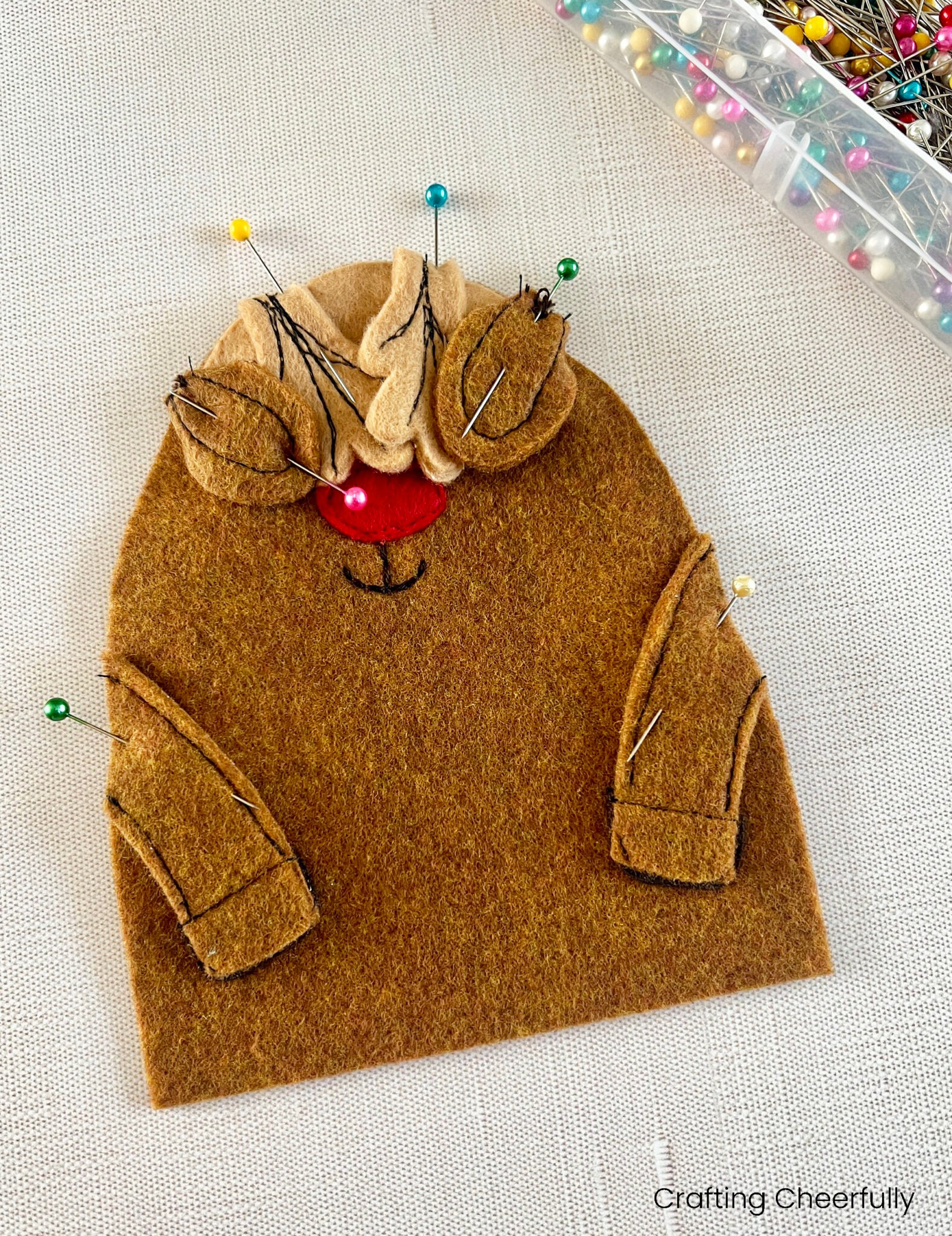 DIY Rudolph Felt Stuffy - Crafting Cheerfully
