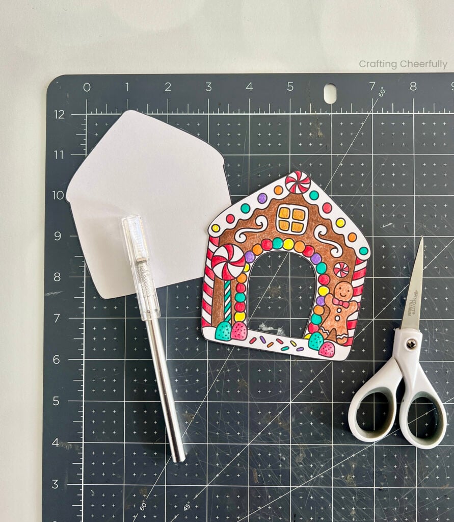 DIY Gingerbread House Ornament Frame - Crafting Cheerfully