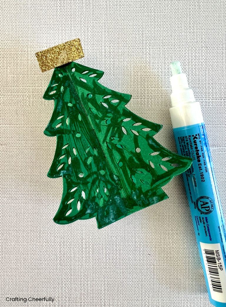 DIY Christmas Tree Place Cards - Crafting Cheerfully