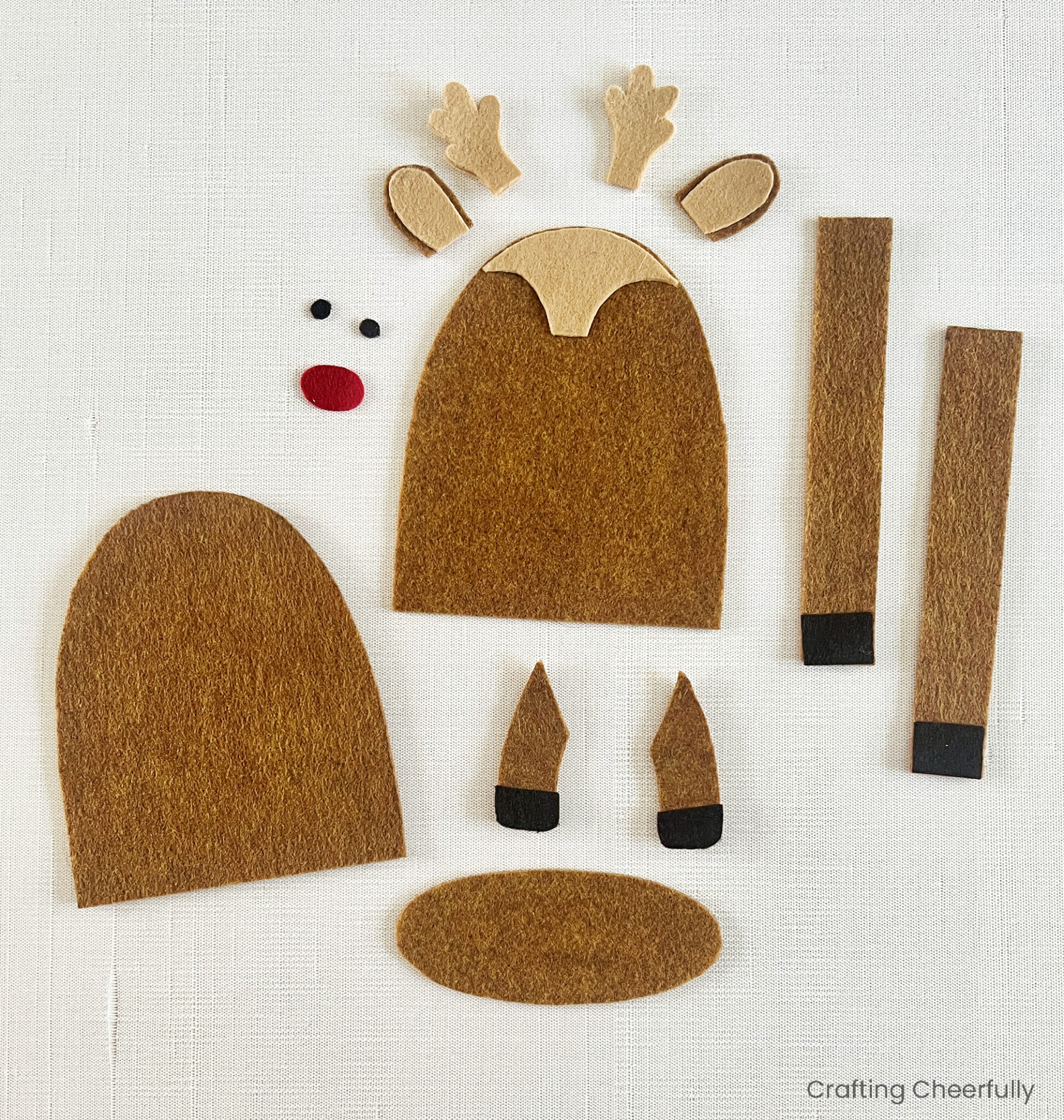 DIY Rudolph Felt Stuffy - Crafting Cheerfully