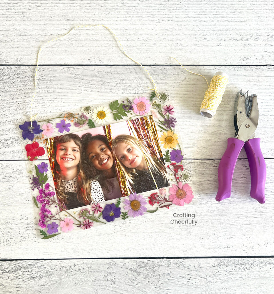 DIY Pressed Flower Frames - Crafting Cheerfully