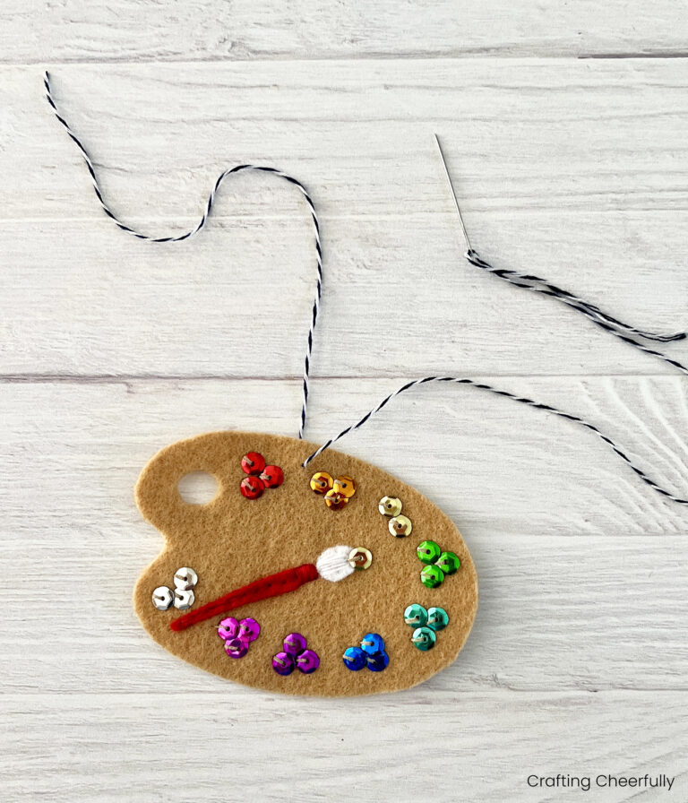 DIY Felt Paint Palette Ornament - Crafting Cheerfully